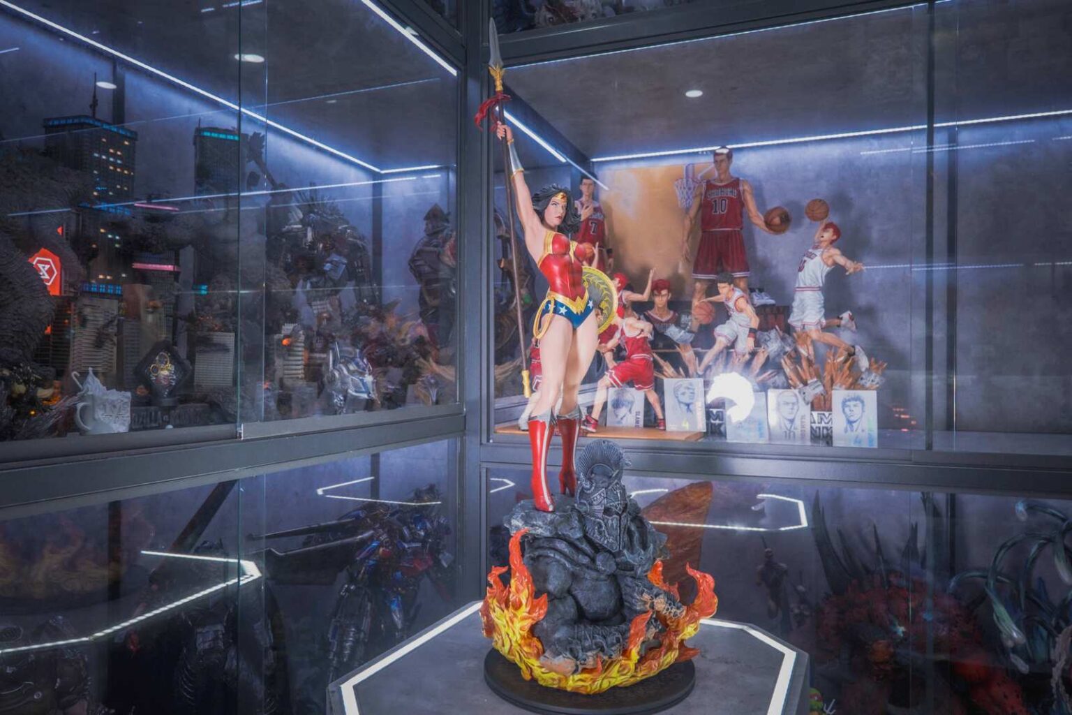 Wonder Woman - Dc Comic - Sideshow - Monkey Hobby since 2017